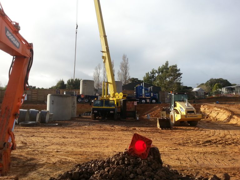 Earthtec_Large_Digger (1)