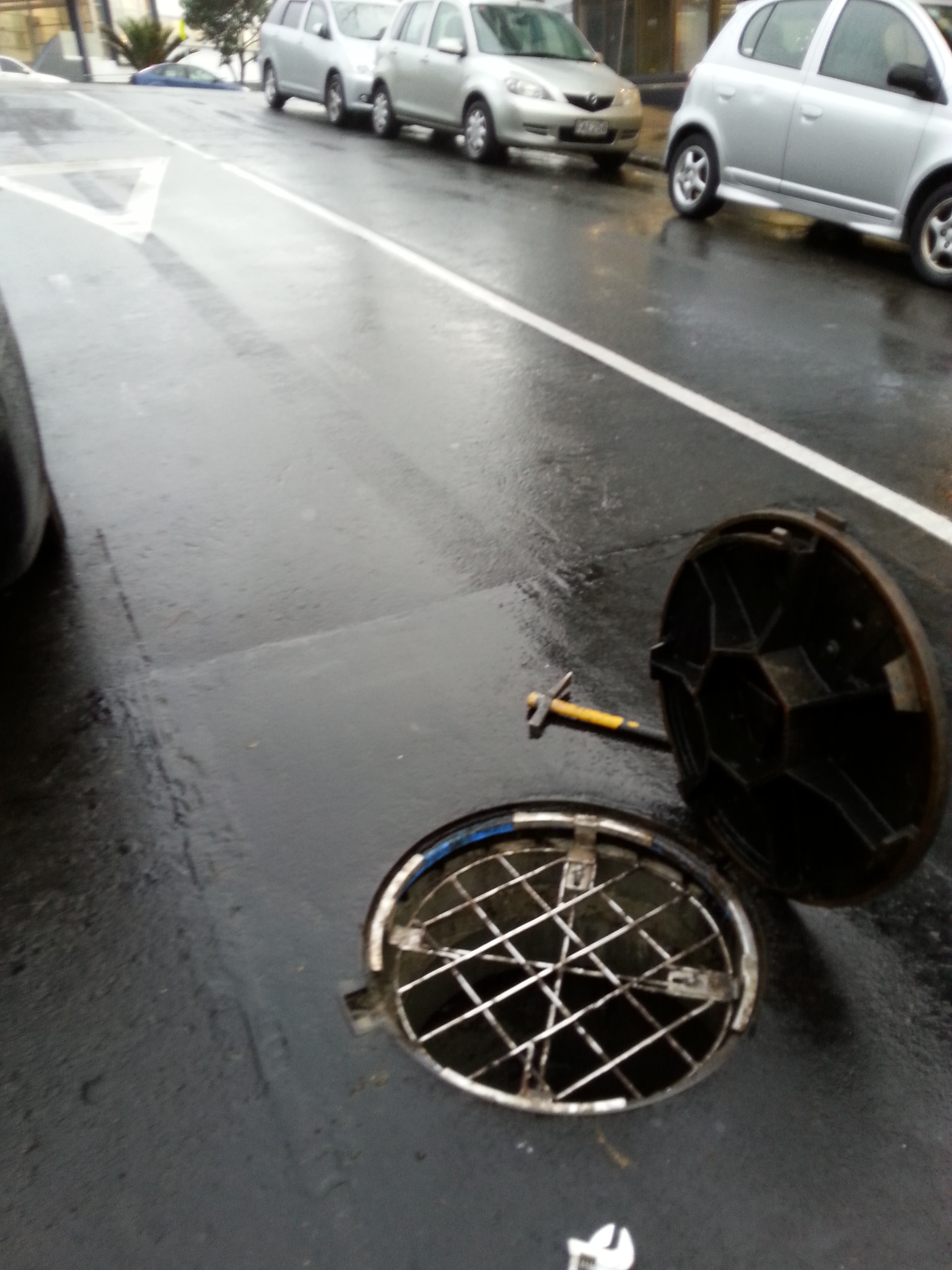 Earthtec_Manhole (3)